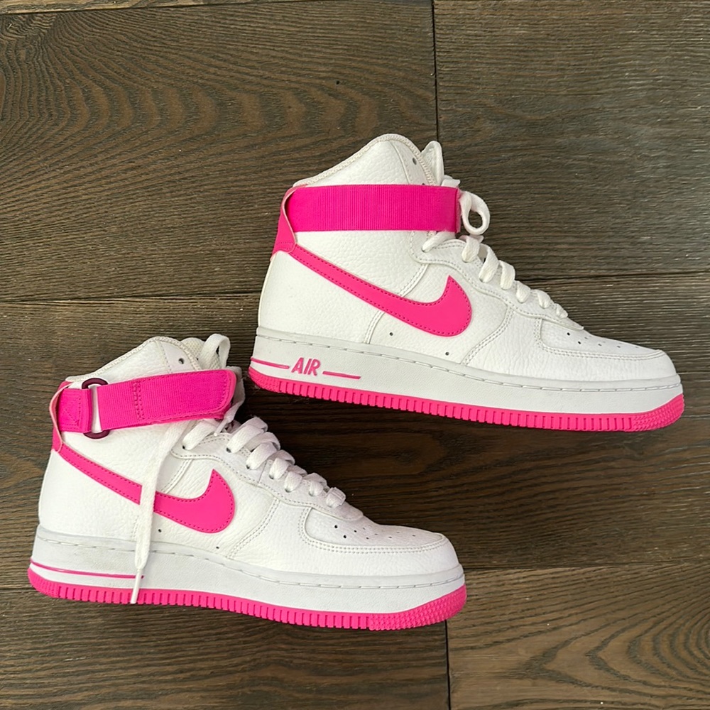 Nike High Top Afi’s With Pink Velcro And Swoosh - Gem